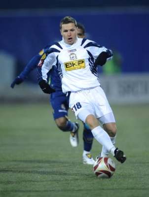 Fotbal: Gigel Bucur, cel mai bun fotbalist timişorean din tur, conform ...