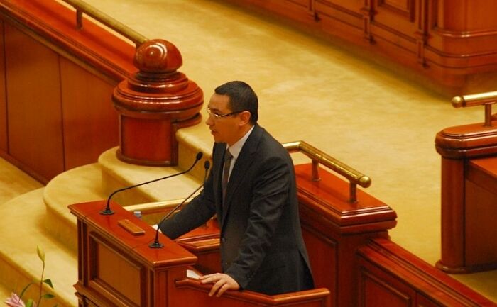 Ponta o numeşte pe Georgeta Bratu secretar de stat la Muncă, pe Dumitru ...