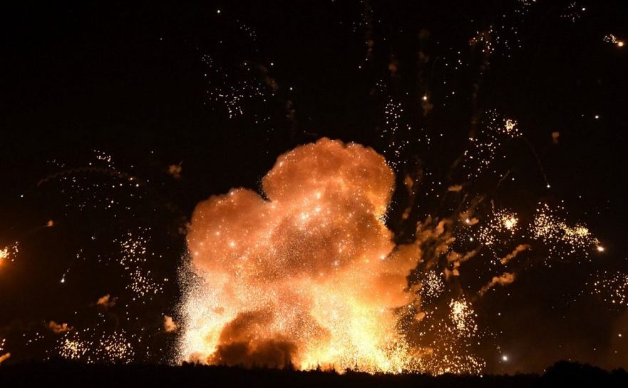Kievul acuză sabotaj în dosarul exploziilor masive la un depozit de muniţii