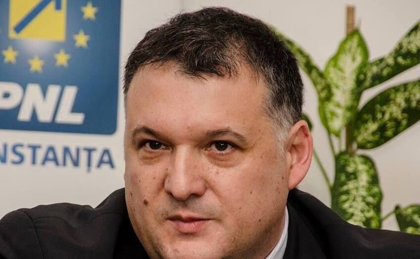 Lider PNL intră în coliziune cu PSD-ul în prag de rotativă: Liberalii ...