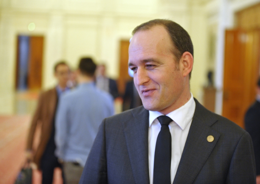 Vîlceanu îl laudă pe Ghinea: Dacă aş spune acum că a fost un ministru ...