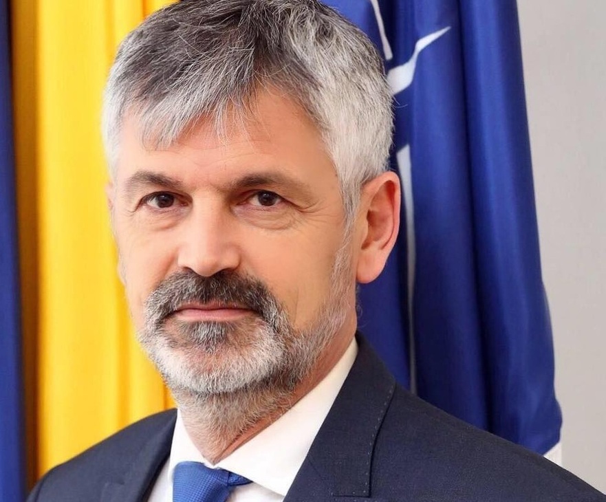 A renunţat la afaceri pentru a lucra la stat. Şeful afacerilor cu ...