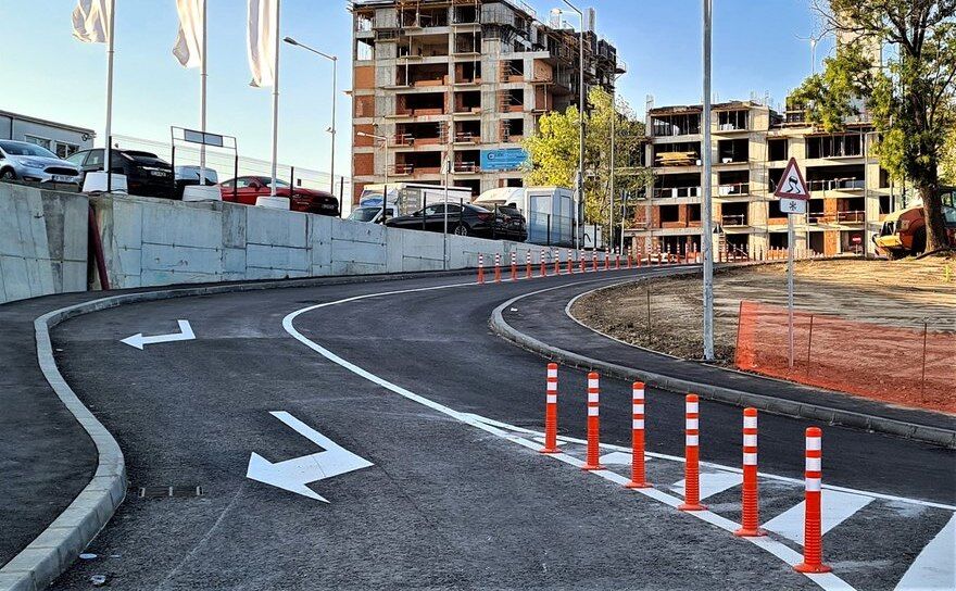 Probleme la Podul Ciurel: Dat în folosinţă cu surle şi trâmbiţe, dar ...