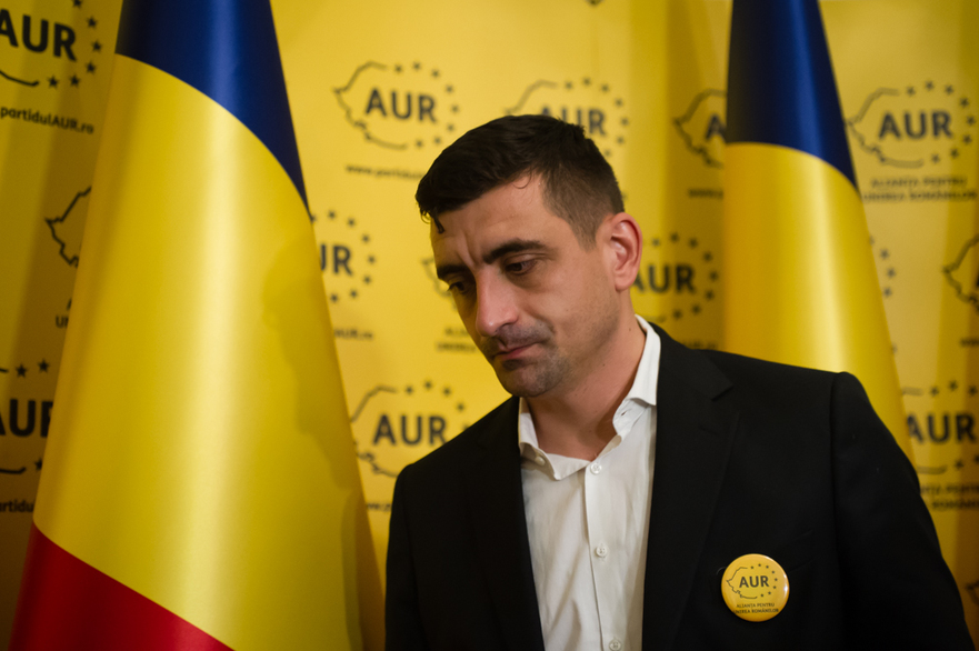 Simion: S-ar putea ca Şoşoacă să candideze în 2024. Mulţi i-au şoptit ...