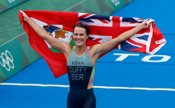 Flora Duffy, campioană olimpică în concursul feminin de triatlon la ...