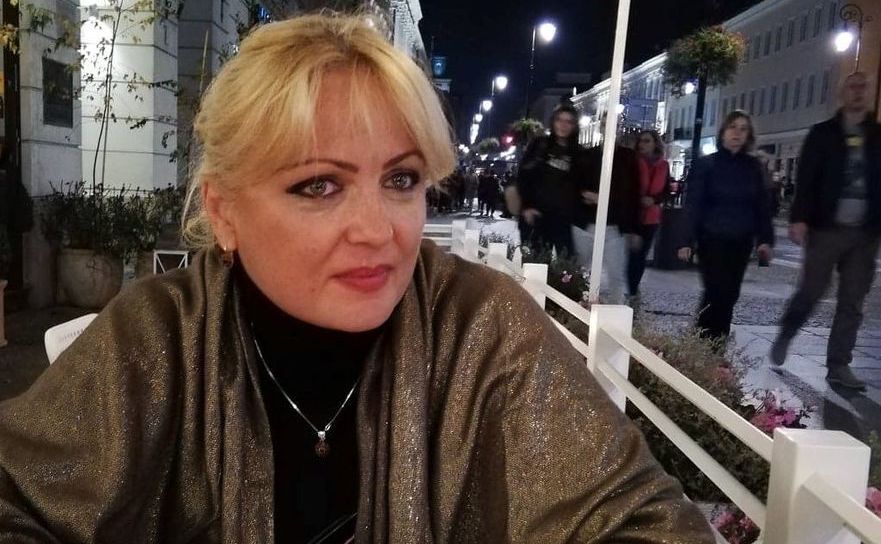 Profesoară la universitatea Armatei Române postează mesaje anti ...