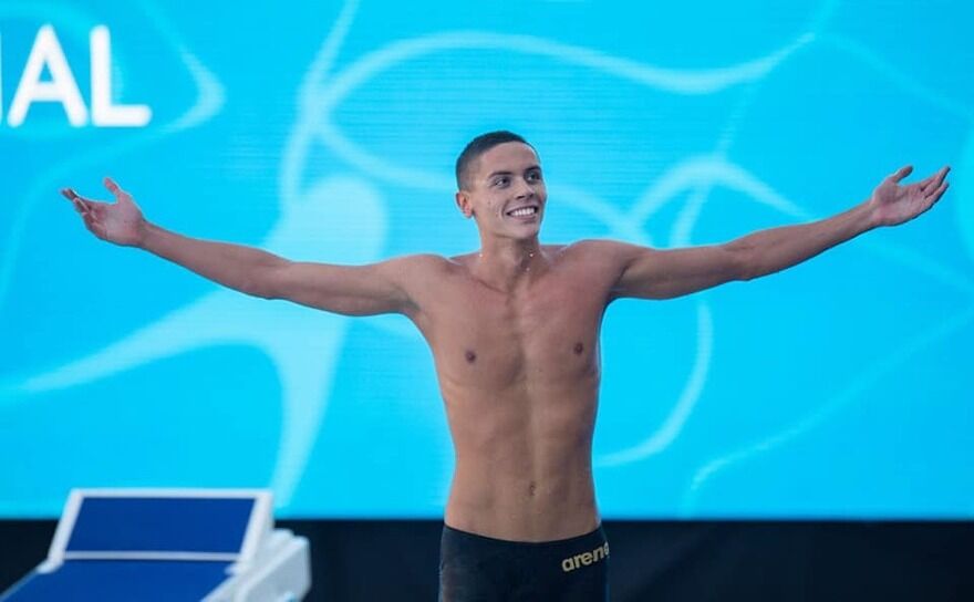 Performanţă superbă. David Popovici câştigă a doua medalie de aur la Campionatele Mondiale