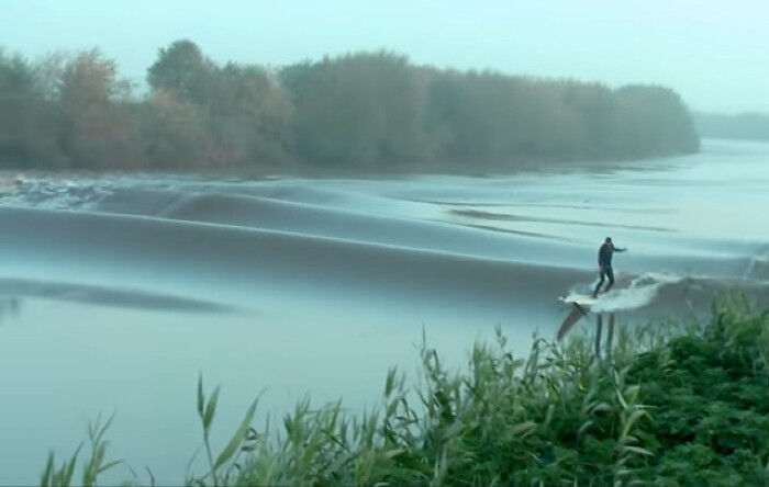 Pororoca, unul dintre cele mai extraordinare fenomene de pe pământ [video]