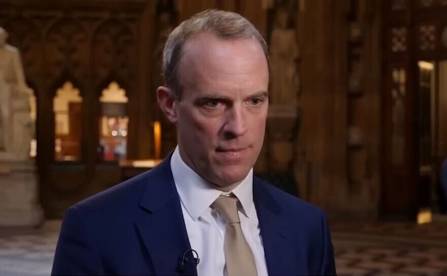 Dominic Raab demisionează din funcţia de vicepremier al Marii Britanii ...