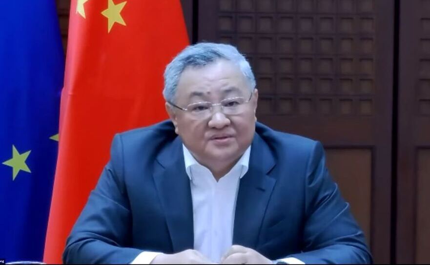 China schimbă macazul? Ambasadorul chinez la UE susţine în mod ...