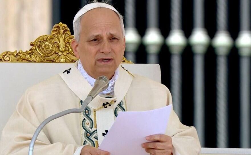 Ce a avertizat Papa Leon despre inteligenţa artificială, şi de ce este ...