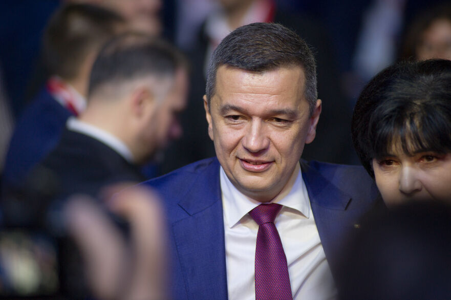 "Ei încearcă să introducă o conspiraţie" - Strategia de comunicare a ...