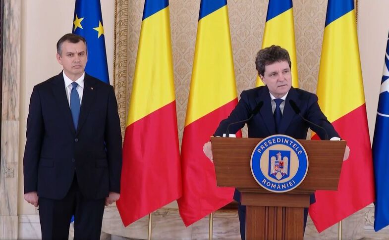 Analist: Tomac să spună sincer dacă s-a folosit de câţiva oameni puşi ...